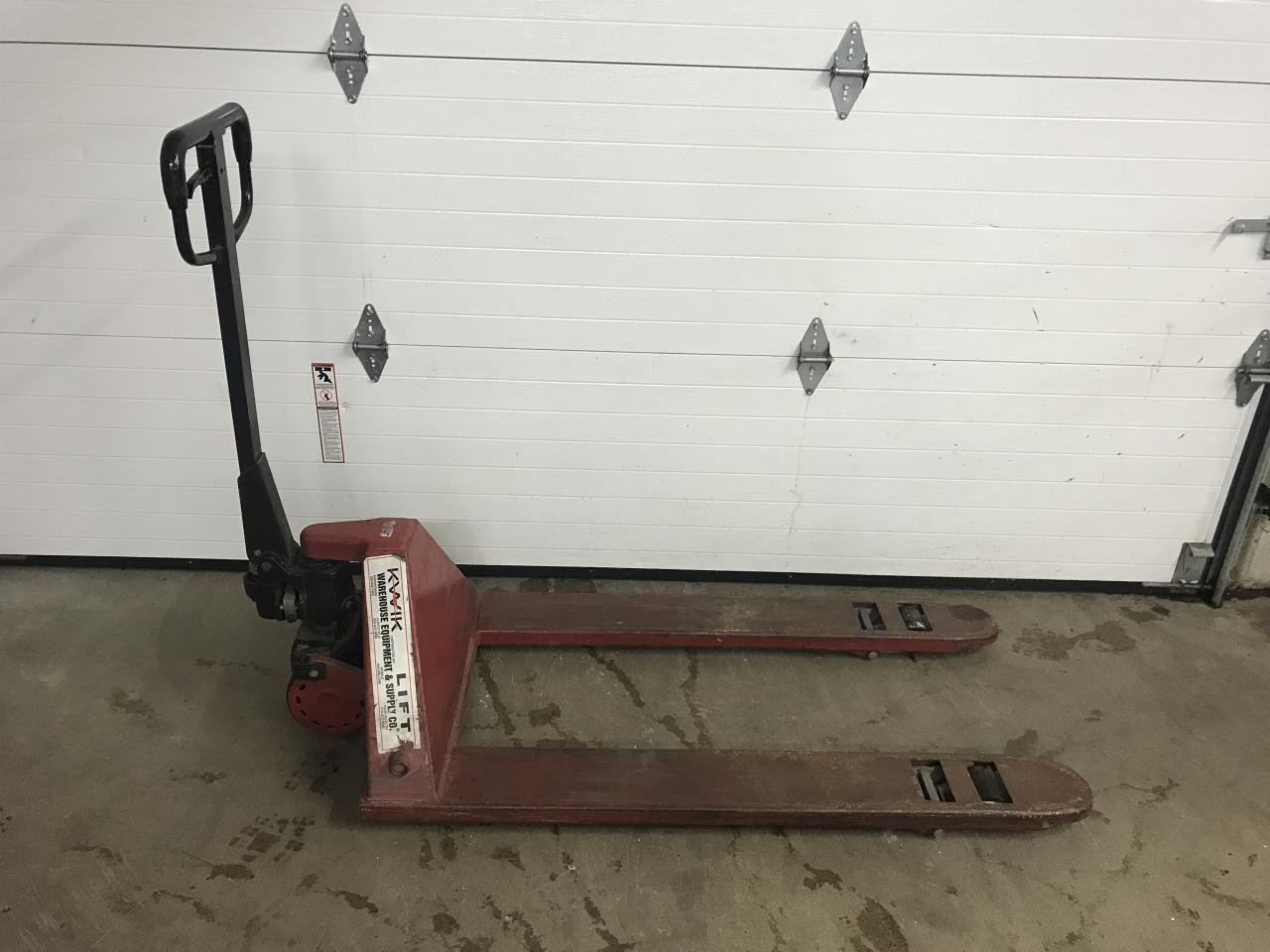Lot #50: Kwik Lift Pallet Jack 5000 lbs. Capacity - Kewaskum, WI ...
